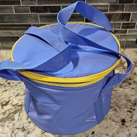 Tupperware | Kitchen | Tupperware Round Insulated Carrier For Rock N ...
